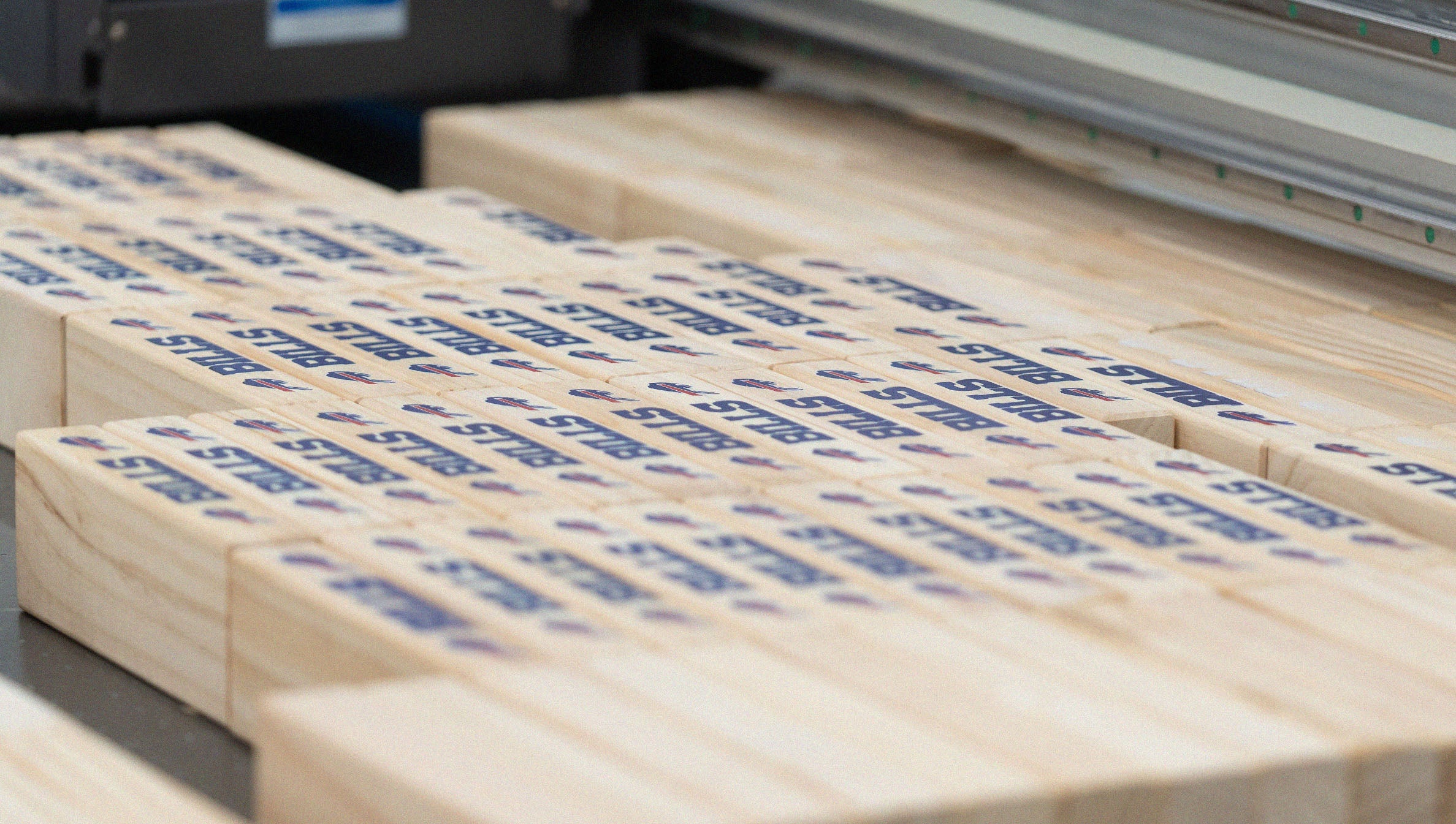 The Towering Tradition: Jenga™ and Tumble Tower Gameplay – Victory Tailgate